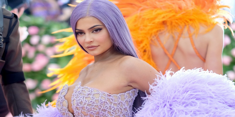 Who Is Kylie Jenners Secret Cousin Meet Natalie Zettel Whos Literally Kylies Doppelgänger